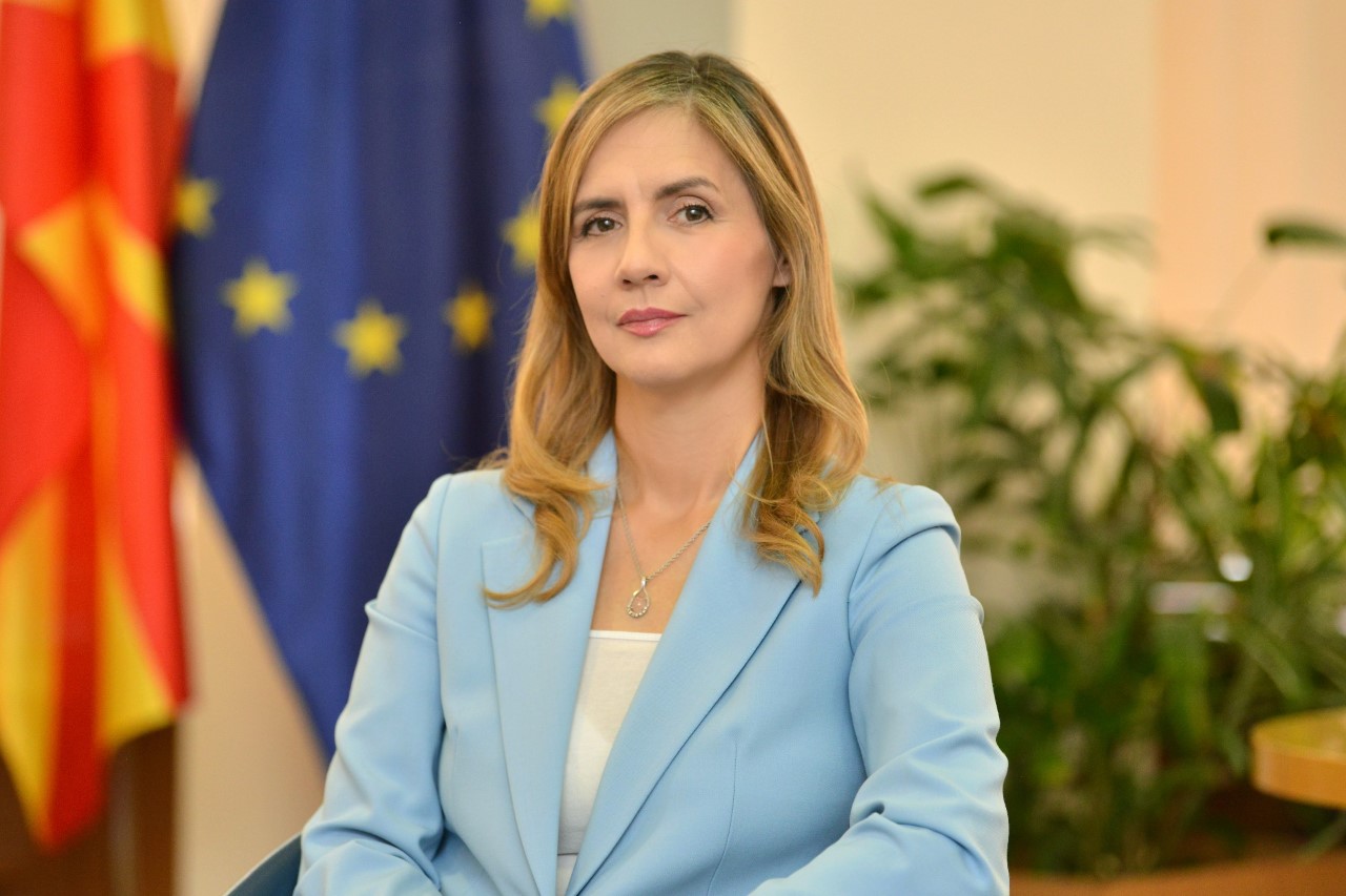 Ангеловска Бежоска им се обрати на студентите од Економскиот факултет Дигитализацијата ја